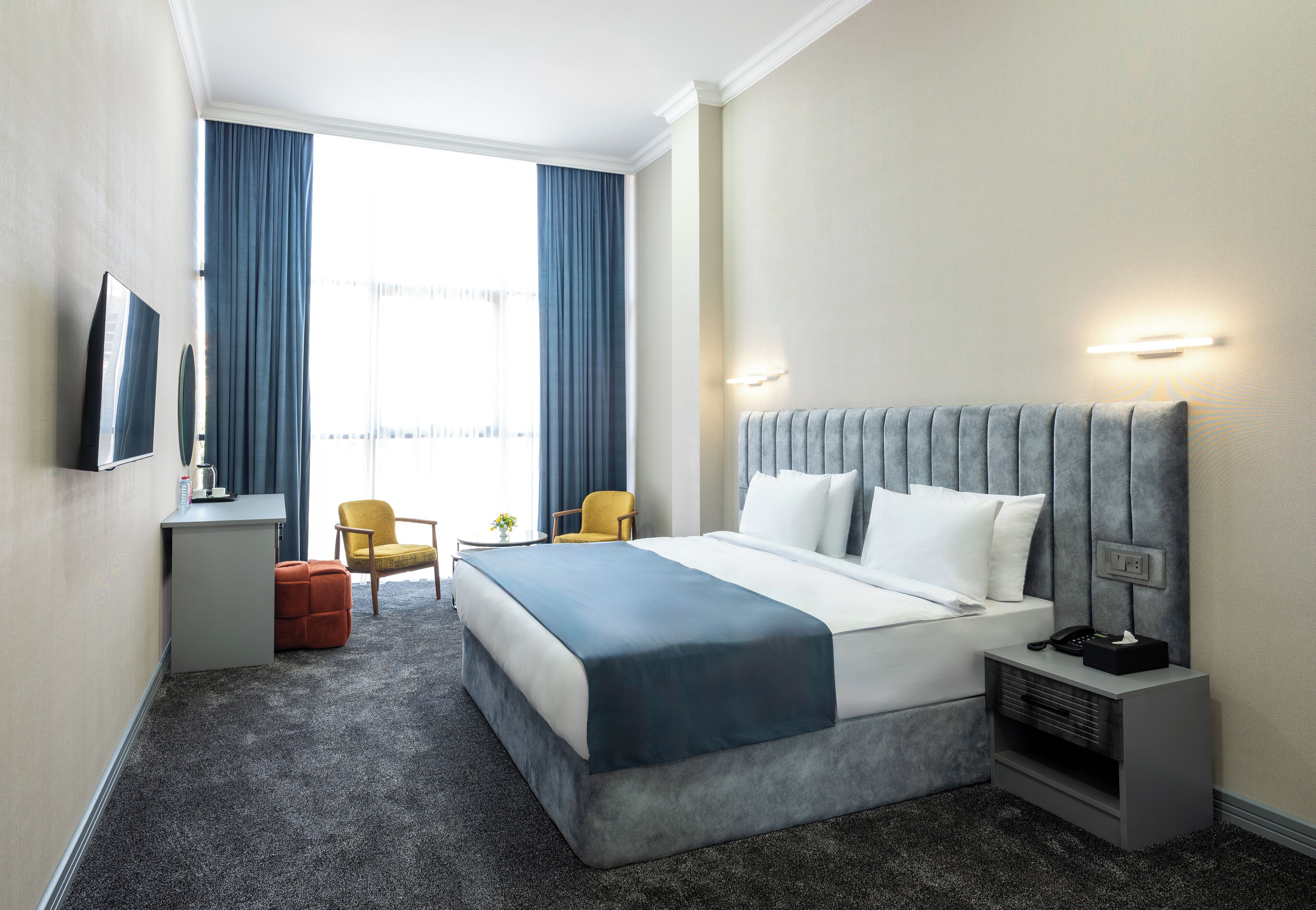 Quarto Deluxe, 1 quarto, Vista para a cidade | Cofre no quarto, quartos insonorizados, ferro/tábua de engomar 