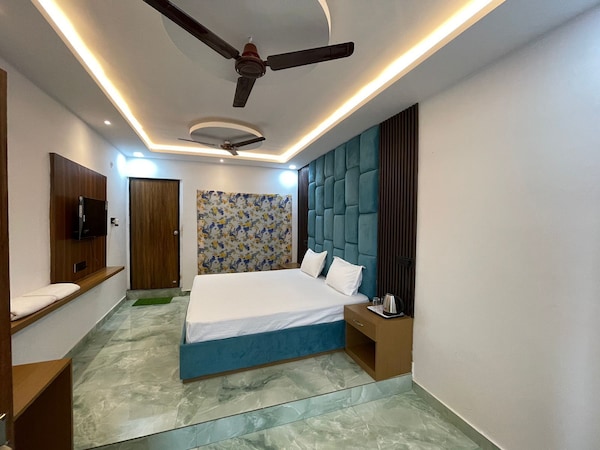 Sri Madhubani Enclave - Prayagraj