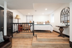 Casa (3 Bedrooms) | 3 quartos, secretária adequada para computadores portáteis