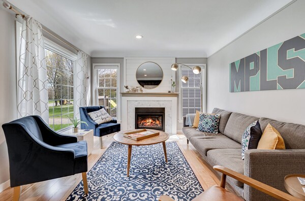 Perfect Family Bungalow - Minneapolis, MN