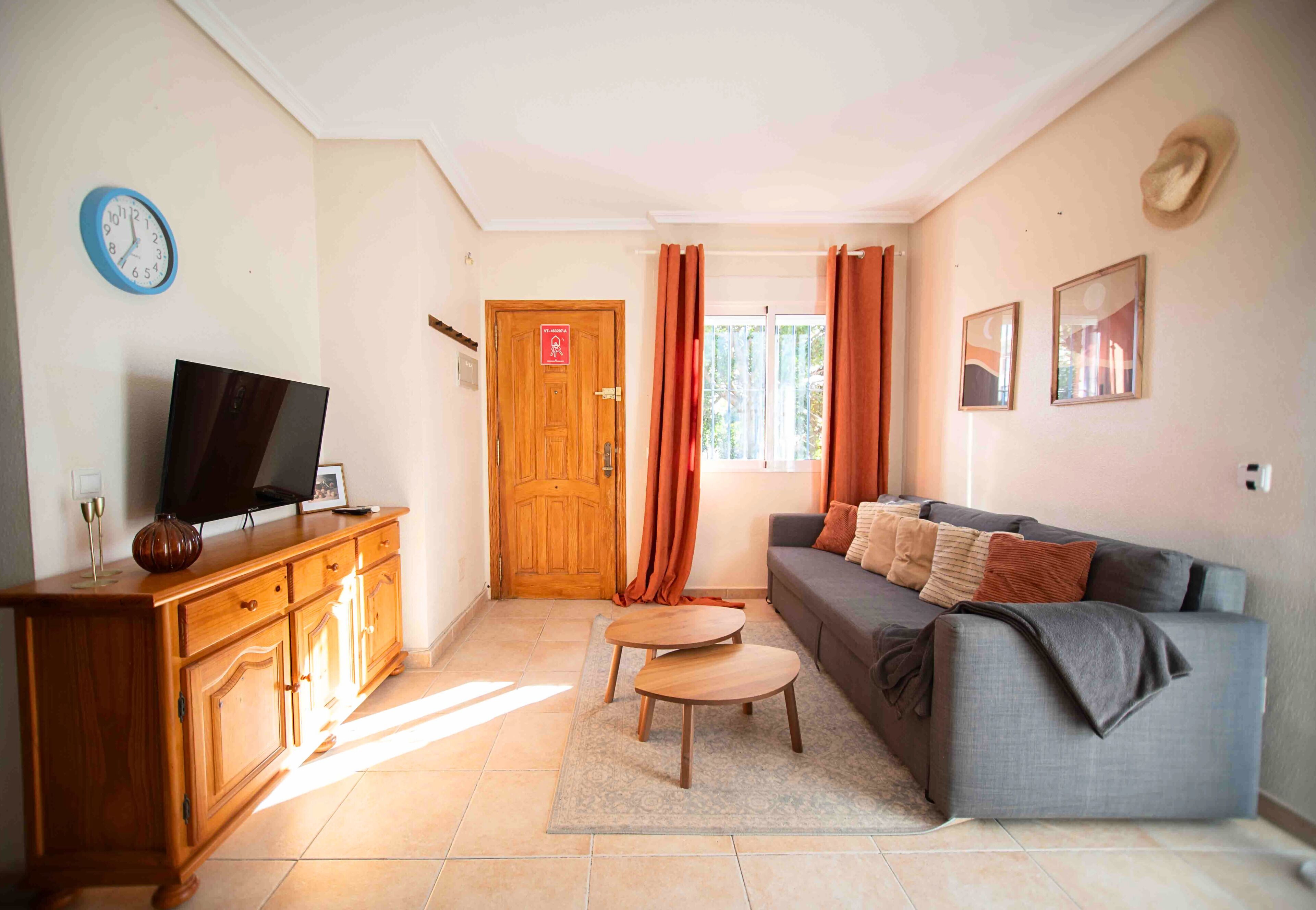 Villa 8: Chalet With Private Garden - Torrevieja