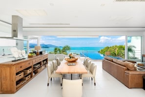 Villa, 4 quartos, acessível, fumadores | Interior