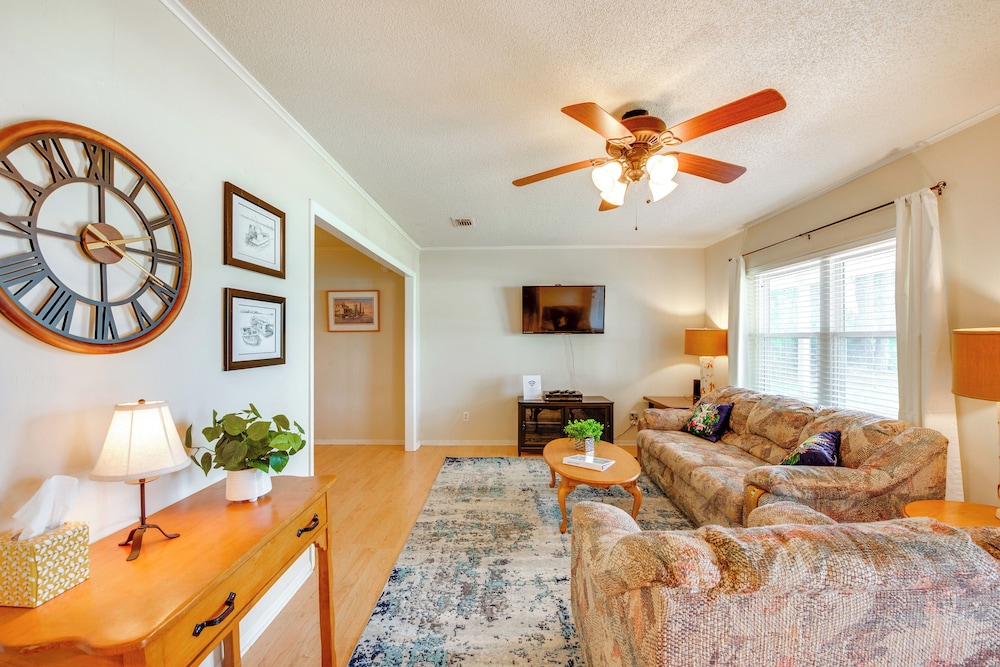 Fish, Relax & Repeat: Home W/ Yard In Eastpoint! - St. George Island, FL