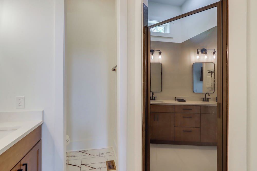 10 Mi To Dtwn: Home W/ Spacious Patio In Ellijay! - Georgia