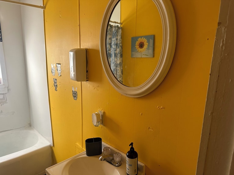 Charming 4-bedroom House With Wifi And Ac In Delightful Jonesboro - 瓊斯伯勒