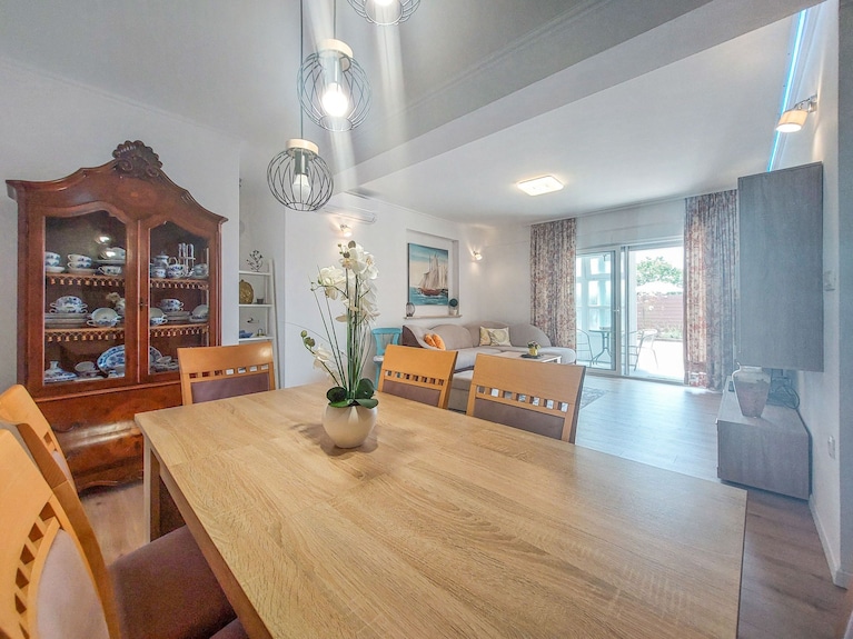 Appartement Adrian By Interhome - Rijeka