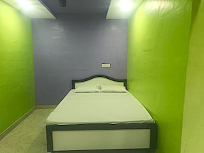 Camas desdobráveis, Wi-fi grátis, roupa de cama fornecida