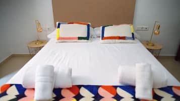 Minibar, cortinas/cortinados opacos, ferro/tábua de engomar