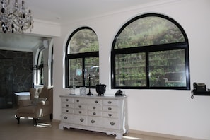 Suite Presidencial, vista para o jardim | Cofre no quarto, cortinas/cortinados opacos, Wi-fi grátis