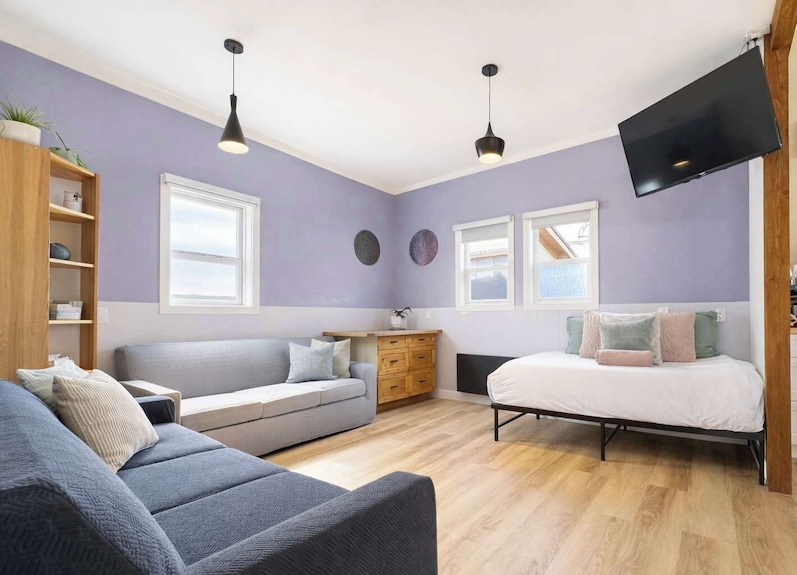 Downtown Suite, Walk To Shops & Trails - Fernie