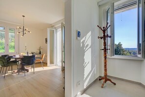 Apartamento Familiar, 2 quartos (Appartamento Vista Angera) | Sala de jantar