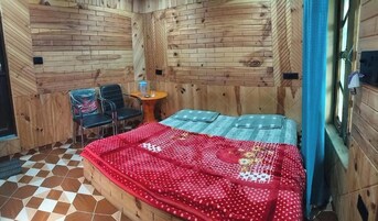 Quarto casal clássico, vista para a montanha | Wi-Fi de cortesia