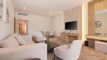 Suite Executiva | Minibar, cofre no quarto, secretária, quartos insonorizados