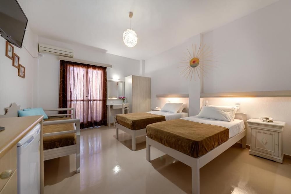 Kamarela Studios - Santorini