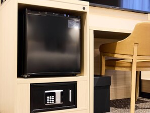 Quarto Standard, 2 camas individuais, não fumadores | Roupa de alta qualidade, cortinas/cortinados opacos, Wi-fi grátis 