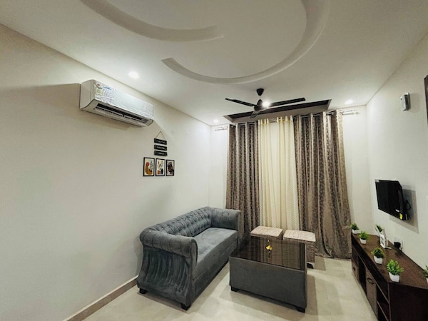 스테이 로열 B&b - 럭셔리 빌라 - Sahibzada Ajit Singh Nagar