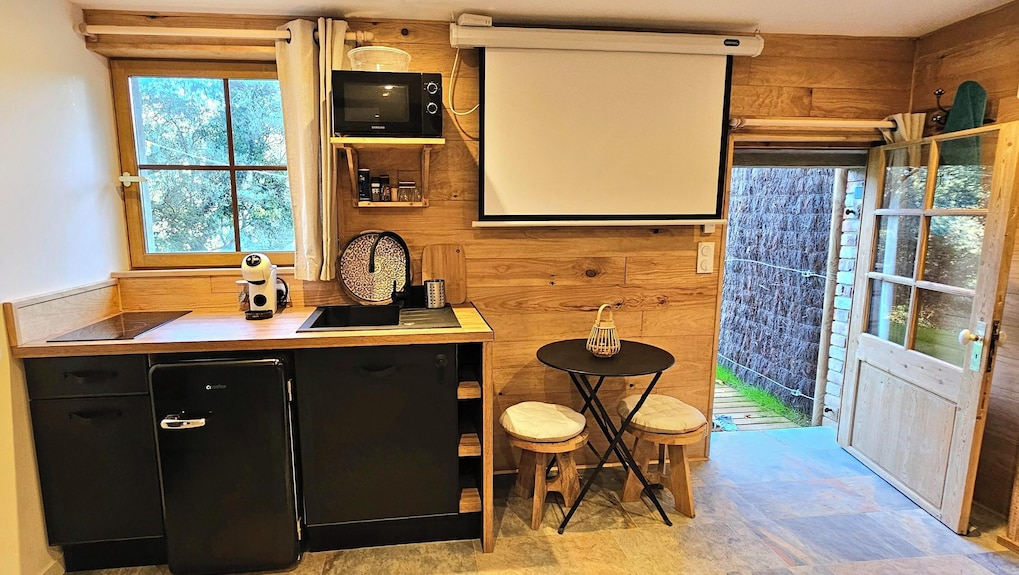 Samadhi, Gîte With Garden, Air Conditioning, Jacuzzi, Private Parking, Pets Welcome - Côte d’Azur