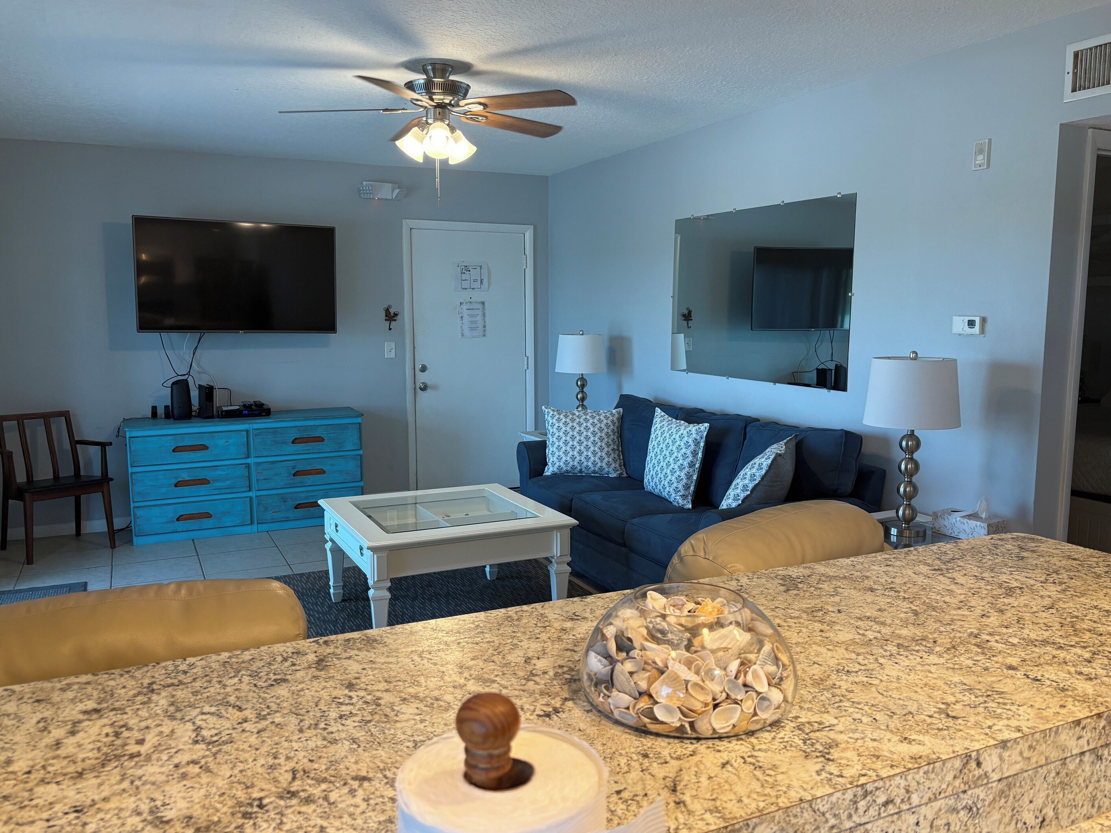 Tranquil 1-bedroom Oceanfront Condo In Beautiful Cocoa Beach - Cocoa Beach, FL