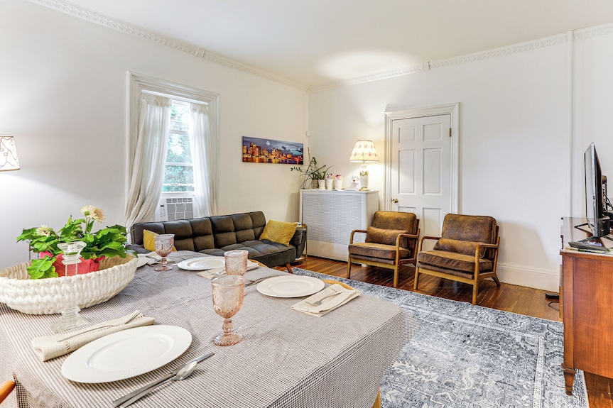 1 Mi To Needham Center Square: Pet-friendly Apt! - ニュートン, MA