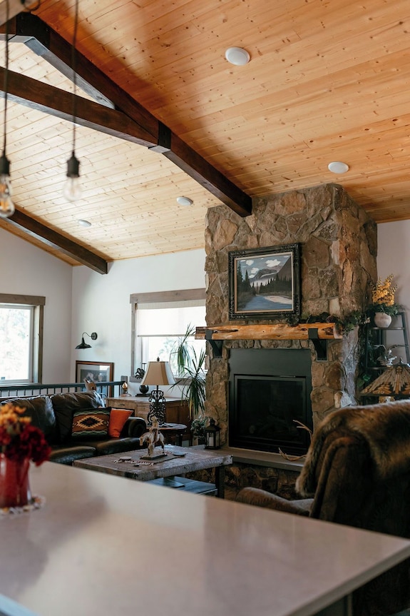 Unique 3-bedroom Barndominium In Historic Hamilton With Wifi, Ac - Hamilton, MT