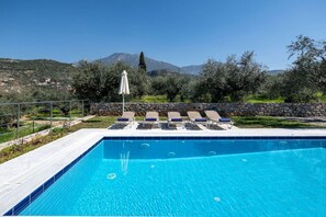 Torri di Pietra Uno Mani Stoupa Reviews, Deals & Photos 2026 - Expedia