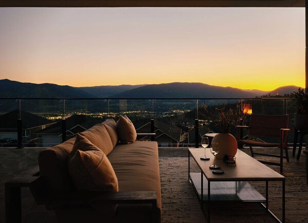 Outdoor Wellness Awaits | Nordic Spa Circuit | Skaha Suite At Bialto B&b - Penticton