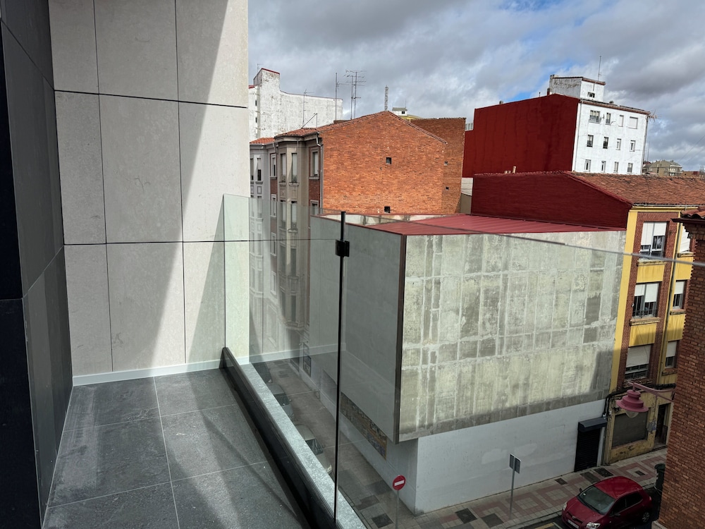 Apartamentos Identia By Gaiarooms - León