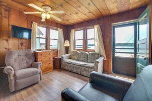 Casa (2 Bedrooms) | Interior