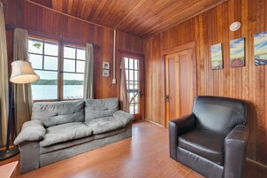 Casa (2 Bedrooms) | Interior