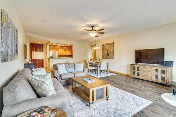 2 Mi To Angel Fire Resort: Luxury Condo W/ Balcony - Angel Fire, NM