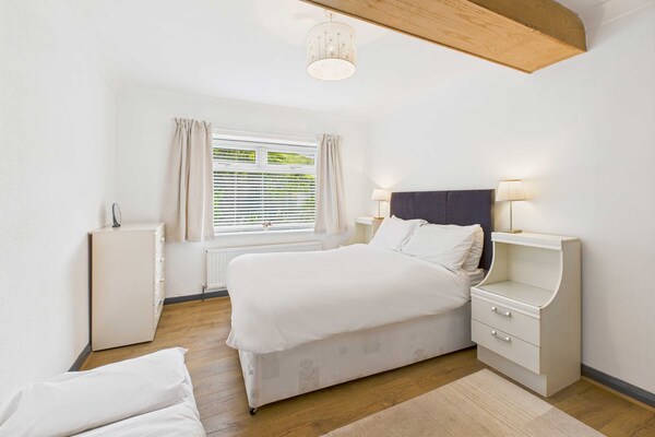 Host Stay Look Flat - Scarborough