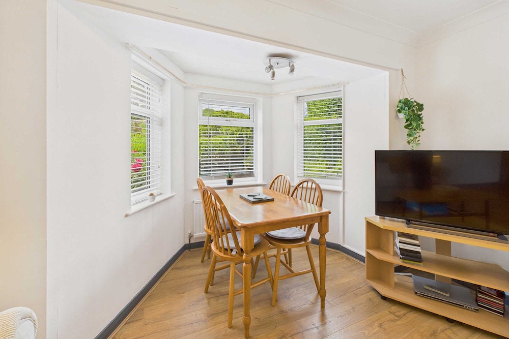 Host Stay Look Flat - 스카버러