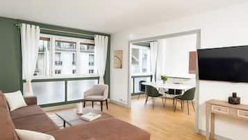 Apartamento Premium, vista para o pátio | Vista do quarto