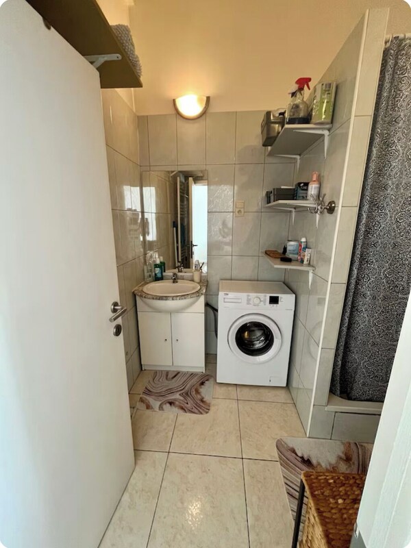 Private Appartement In Brussels - Jette