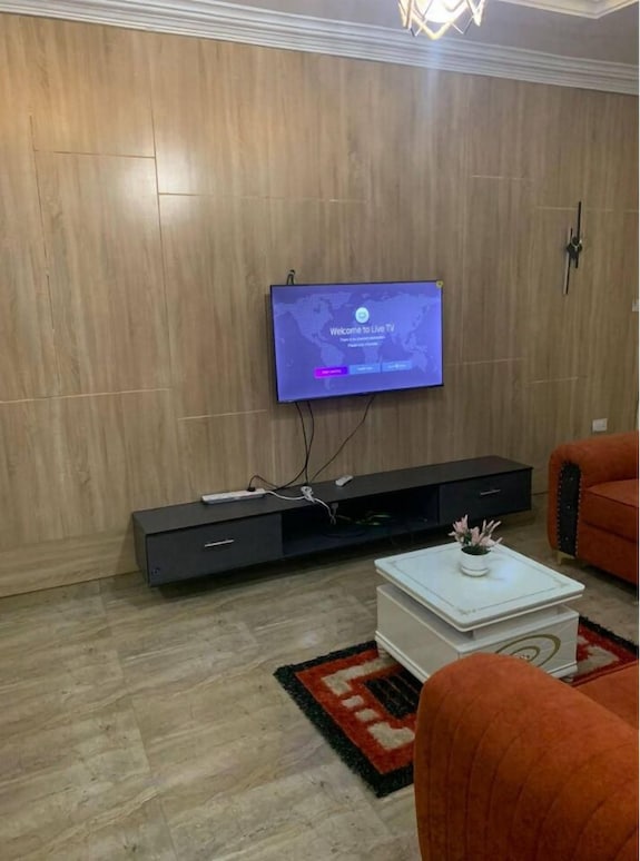 A Beautiful 2-bedroom Apartment In Gra Benin City. - ベニン・シティ