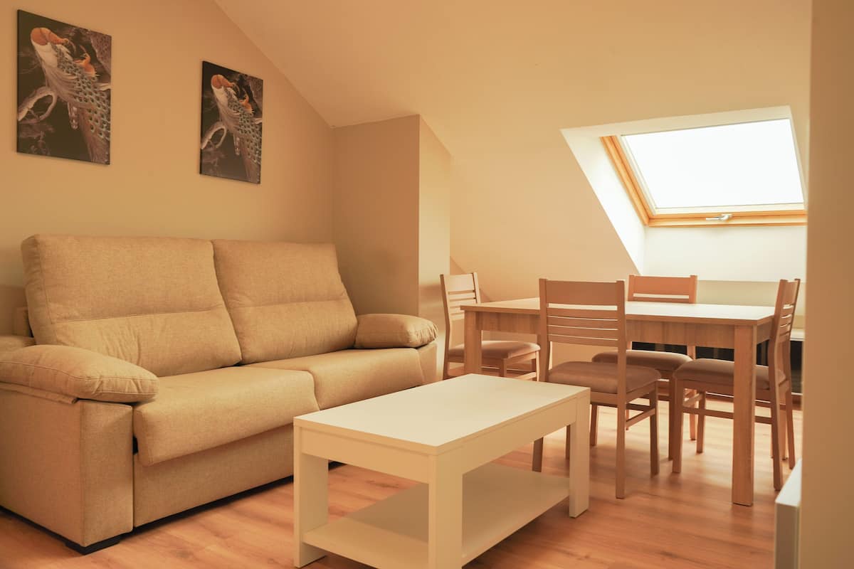 Apartamento Familiar, vista para a montanha | Sala de estar