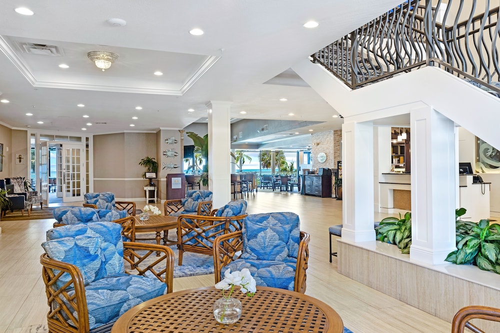 Beachside Escape with Garden Views, Bike Paths & Island Dining — 3 ...