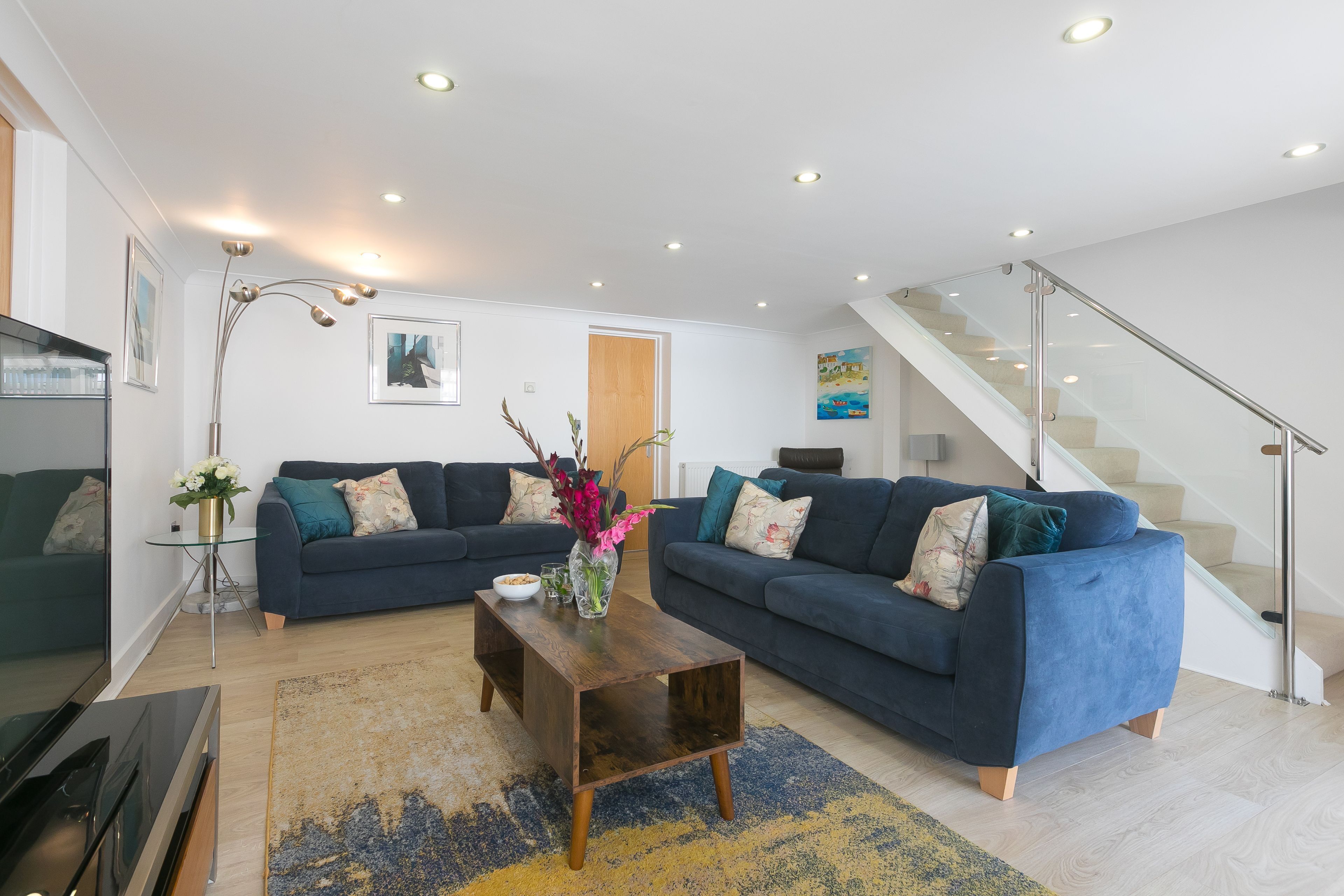 Carvean  Sleeps 6  Dog Friendly  Outside Area  On-site Parking - Gwithian