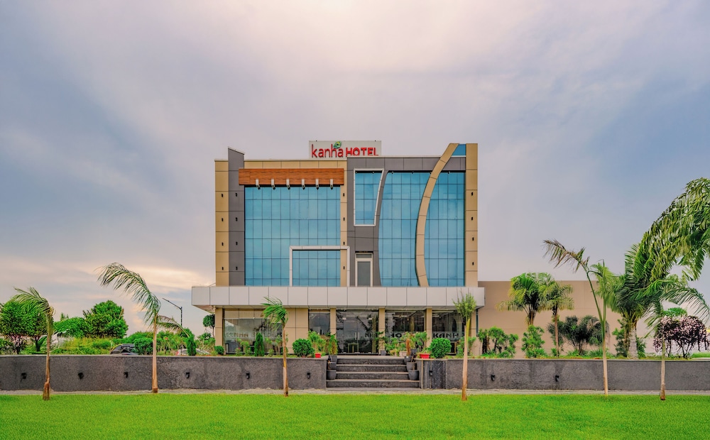 Hotel Kanha & Banquet - Jaipur