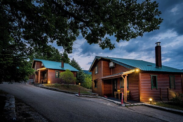 Chalet Likouresi Village - Griechenland