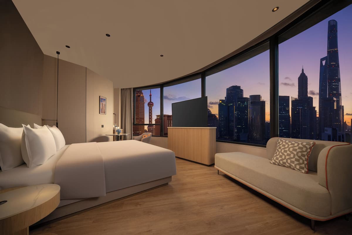 Quarto standard, 1 cama King (Lvjiazui View) | Roupas de cama premium, edredons de pluma