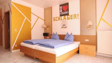 Secretária, secretária adequada para computadores portáteis