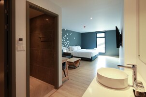 Quarto Duplo Premier, Vista para a cidade | Cofre no quarto, secretária, quartos insonorizados, Wi-fi grátis 