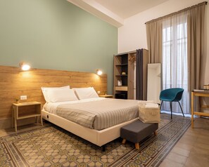 Quarto superior | Escrivaninha, Wi-Fi de cortesia