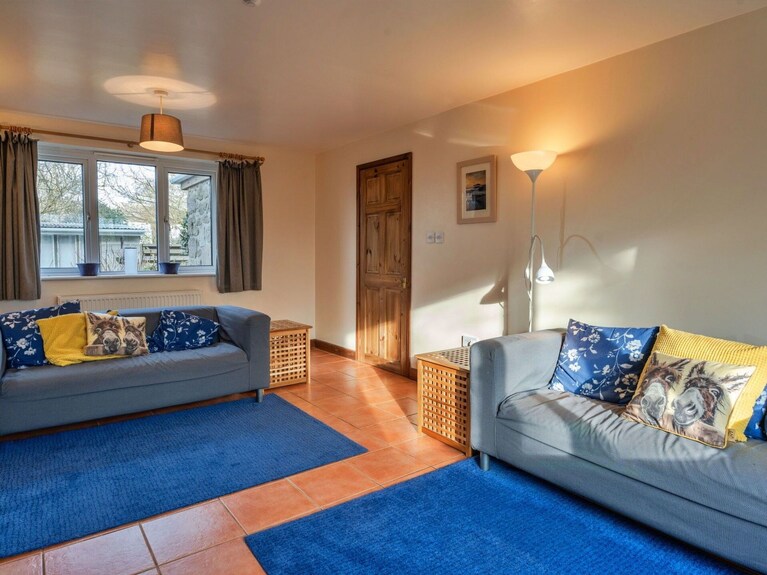Wonderful Villa For 7 People With Wifi And Pets Allowed - Sennen