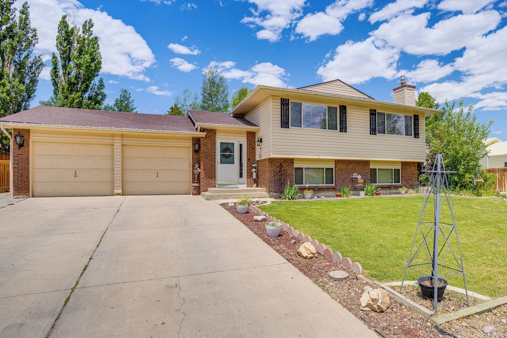 Spacious Rock Springs Stay Near Shops & Dining! - Green River, WY