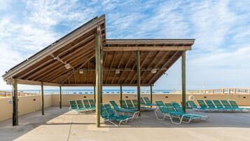 Apartamento em Condomínio Fechado, 3 quartos | Terraço/pátio interior