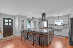 Casa, 3 quartos | Cozinha privada | Um frigorífico, uma cafeteira/bule, uma chaleira elétrica