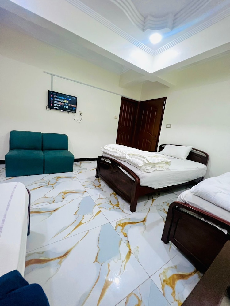 Al Amarat Hotel Tariq Road - Karachi