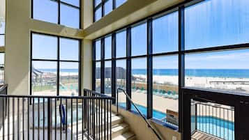 Apartamento em Condomínio Fechado, 3 quartos | Piscina | Piscina exterior